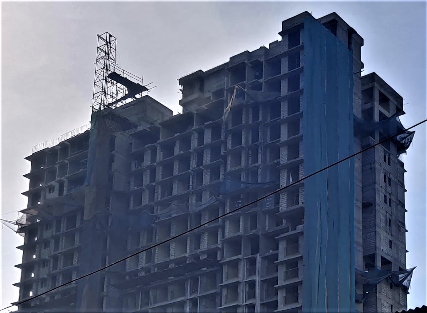 Parinee Essence | 1,2 & 3BHK Luxury Flat in Kandivali West Mumbai ...